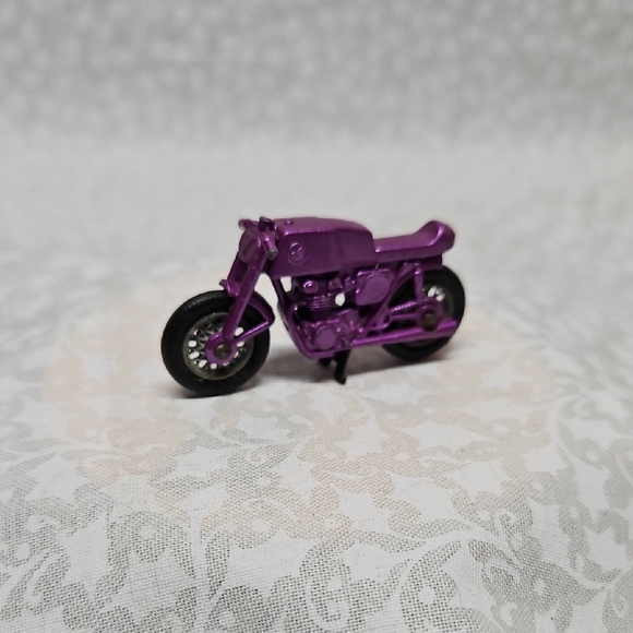 MATCHBOX | Toys | Matchbox No 38 Purple Honda Cafe Racer Motorbike ...